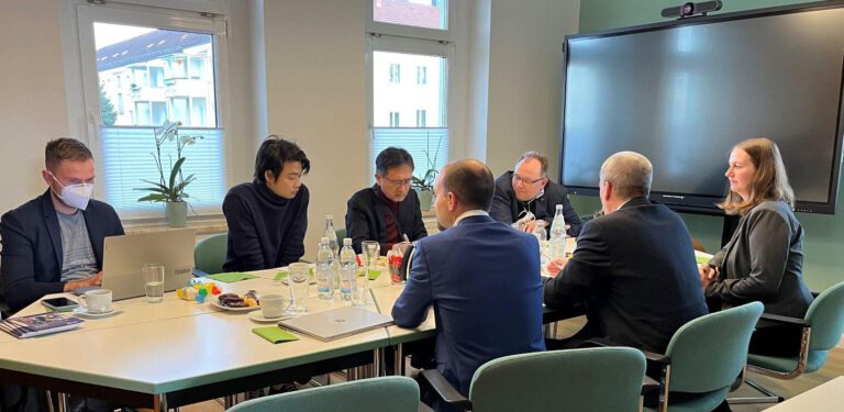 Im Gespräch mit Bildungsexperten aus Japan | SLV Gewerkschaft